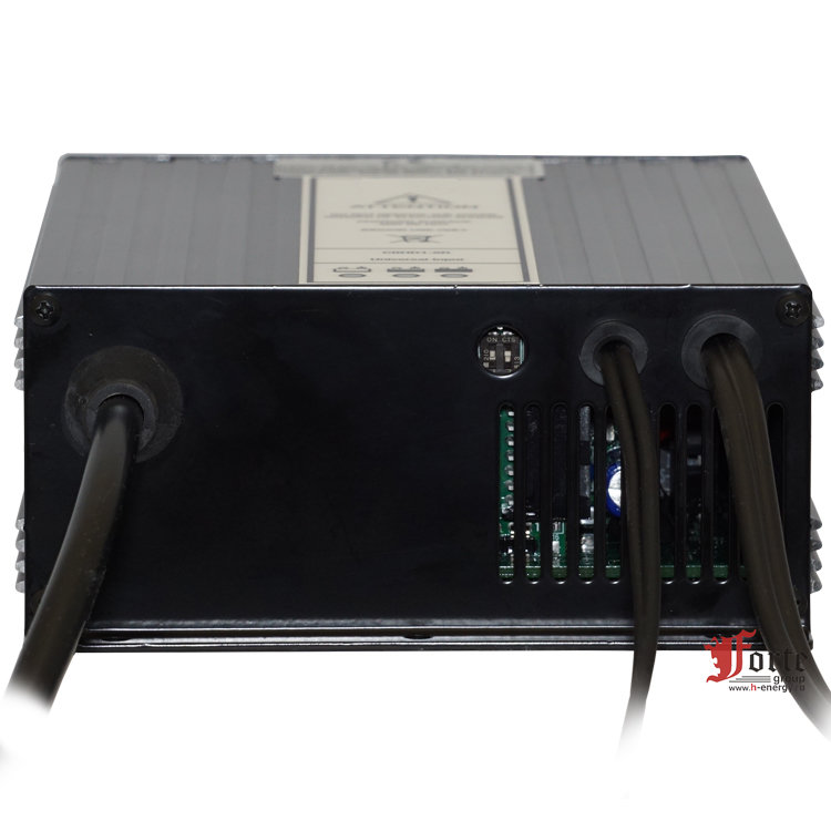 Зарядное устройство для тяговых аккумуляторов SPE CBHD1-XR 24v 13A